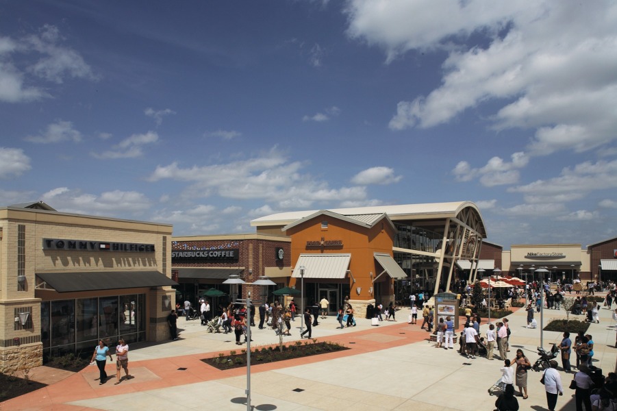 Houston Premium Outlets - Travel Report