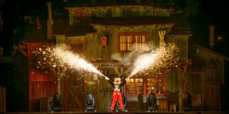 Fantasmatic! El espectáculo nocturno regresa a Disneyland Park - Travel ...